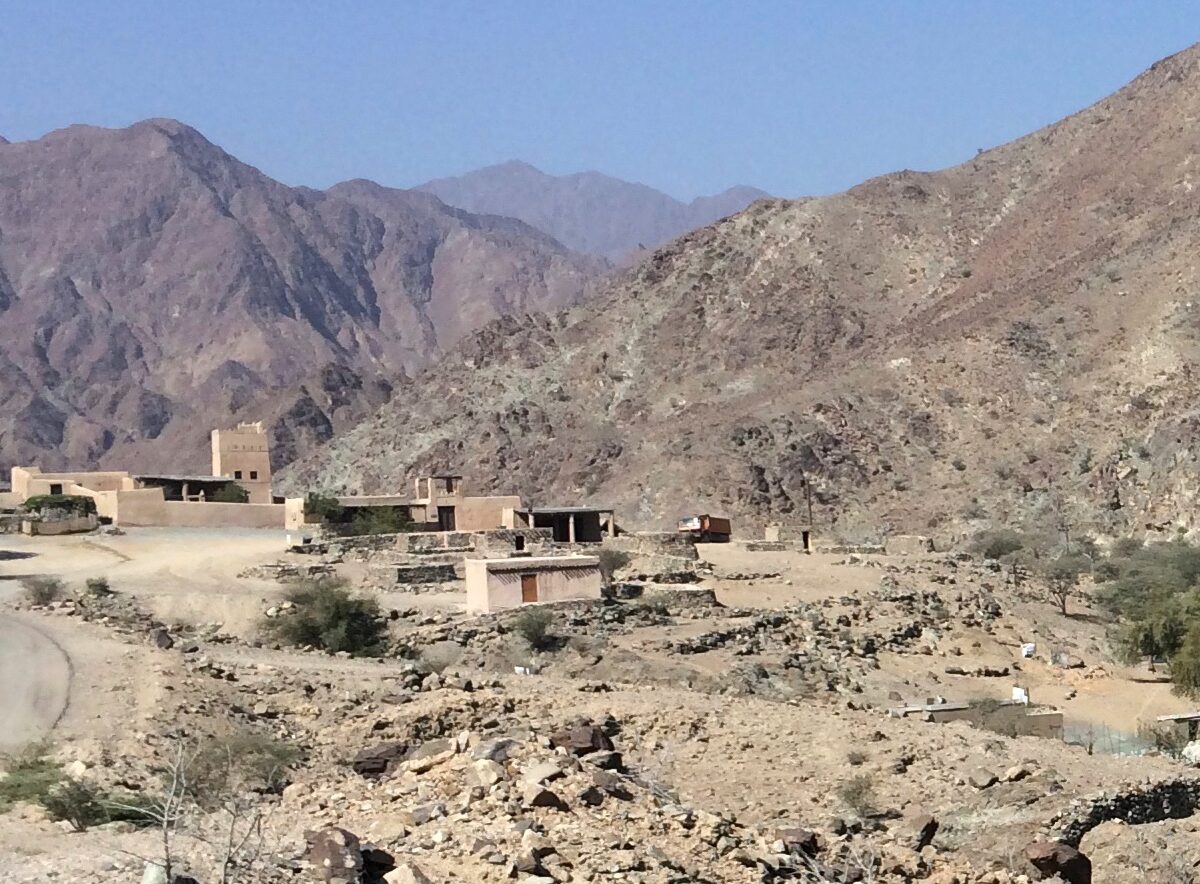 Al Hayl Fort and Square, hunt for authentic petroglyphs 2023